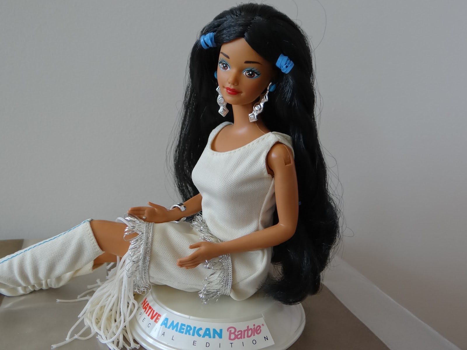 Coffee and Dolls PL: Dolls of the World Native American Barbie 1992 ...