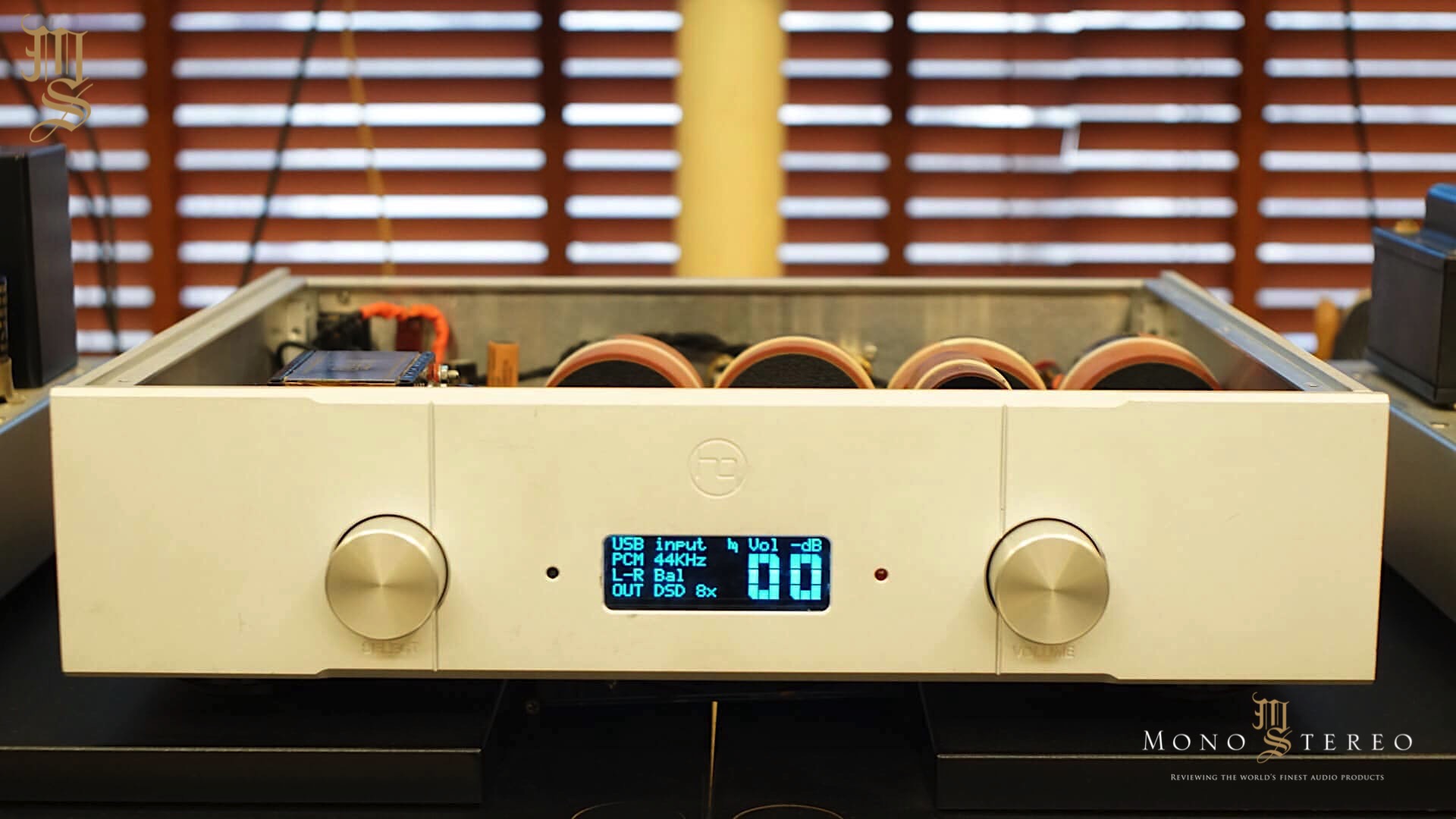 HQ AUDIO PURE DSD TUBE DAC – M & S | Ultimate High-Fidelity