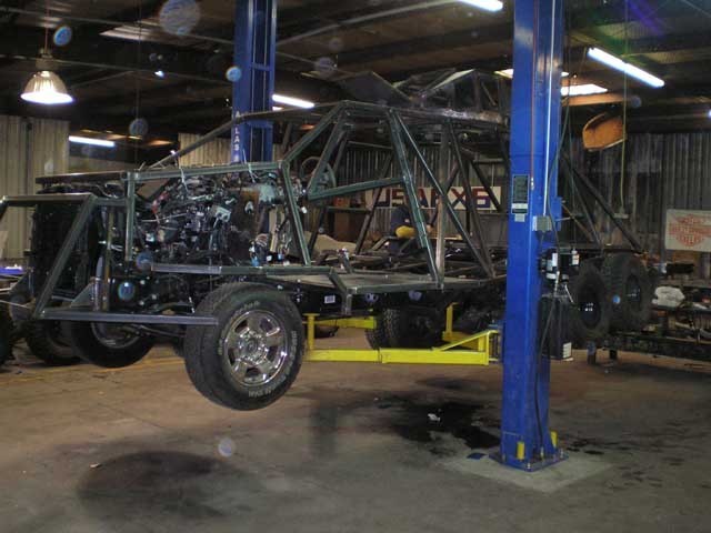 ავტო პანორამა: TIV-2 - 6.4-ტონიანი ჯავშნიანი „დოჯ რემი“ ტორნადოსთან ...