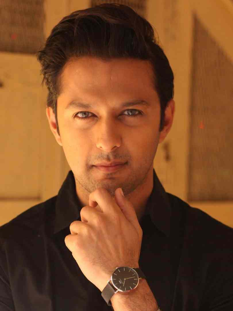 Vatsal Sheth Wiki, Biography, Age, Wife, Image, Facts and More