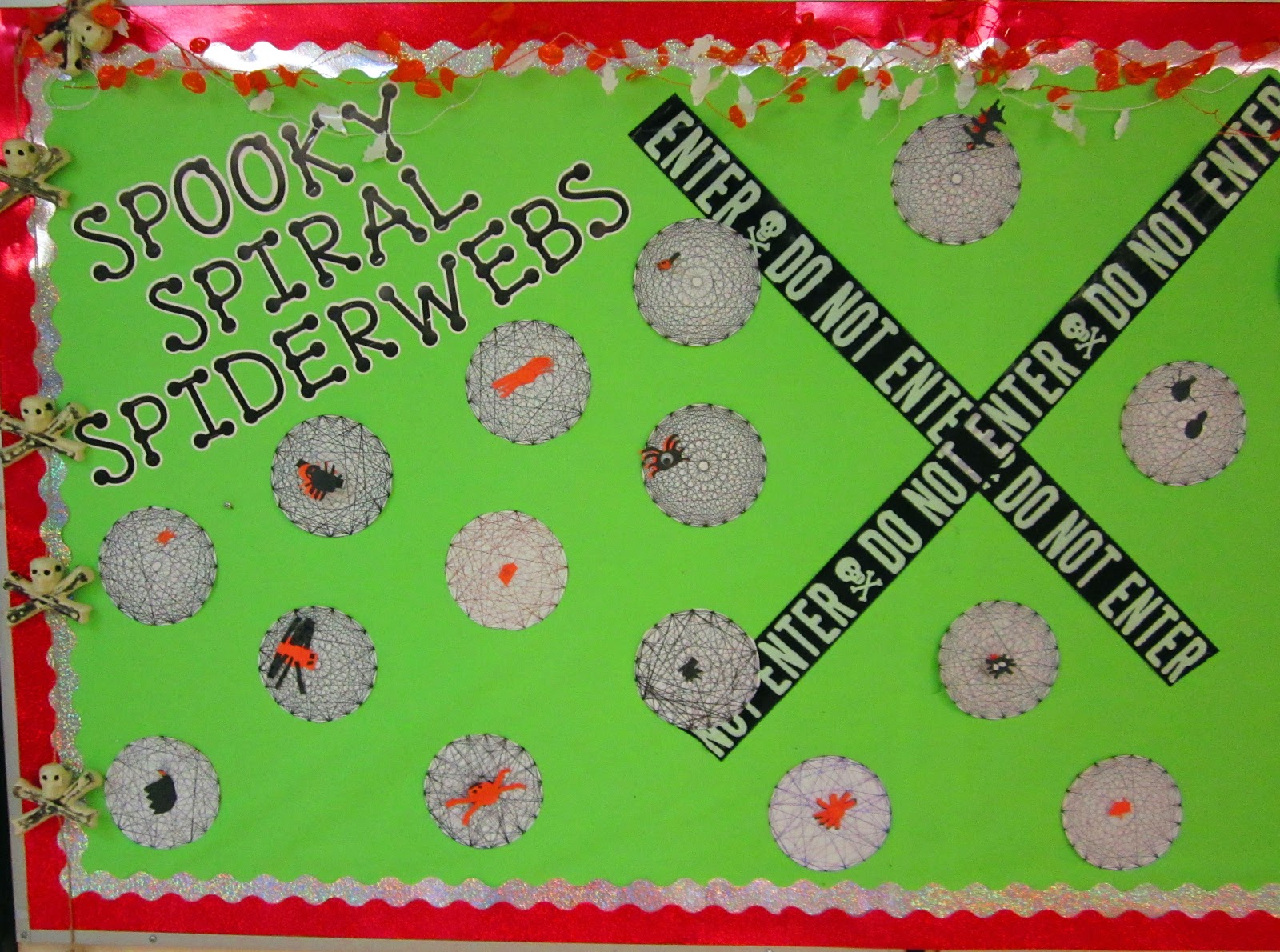 Spooky Spiral Spiderwebs | RUNDE'S ROOM