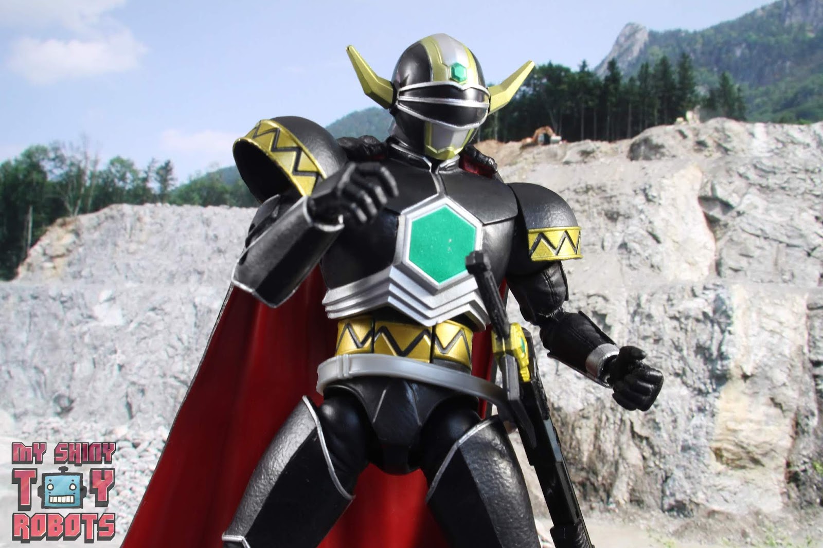 My Shiny Toy Robots: Toybox REVIEW: Power Rangers Lightning Collection ...