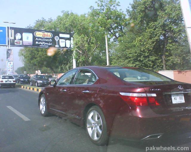 Luxury Cars in Pakistan ~ Sports & Modified Cars