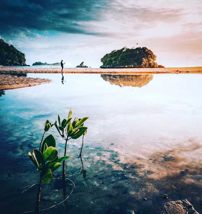 Harga Masuk Pantai Merak Beach - Perumperindo.co.id