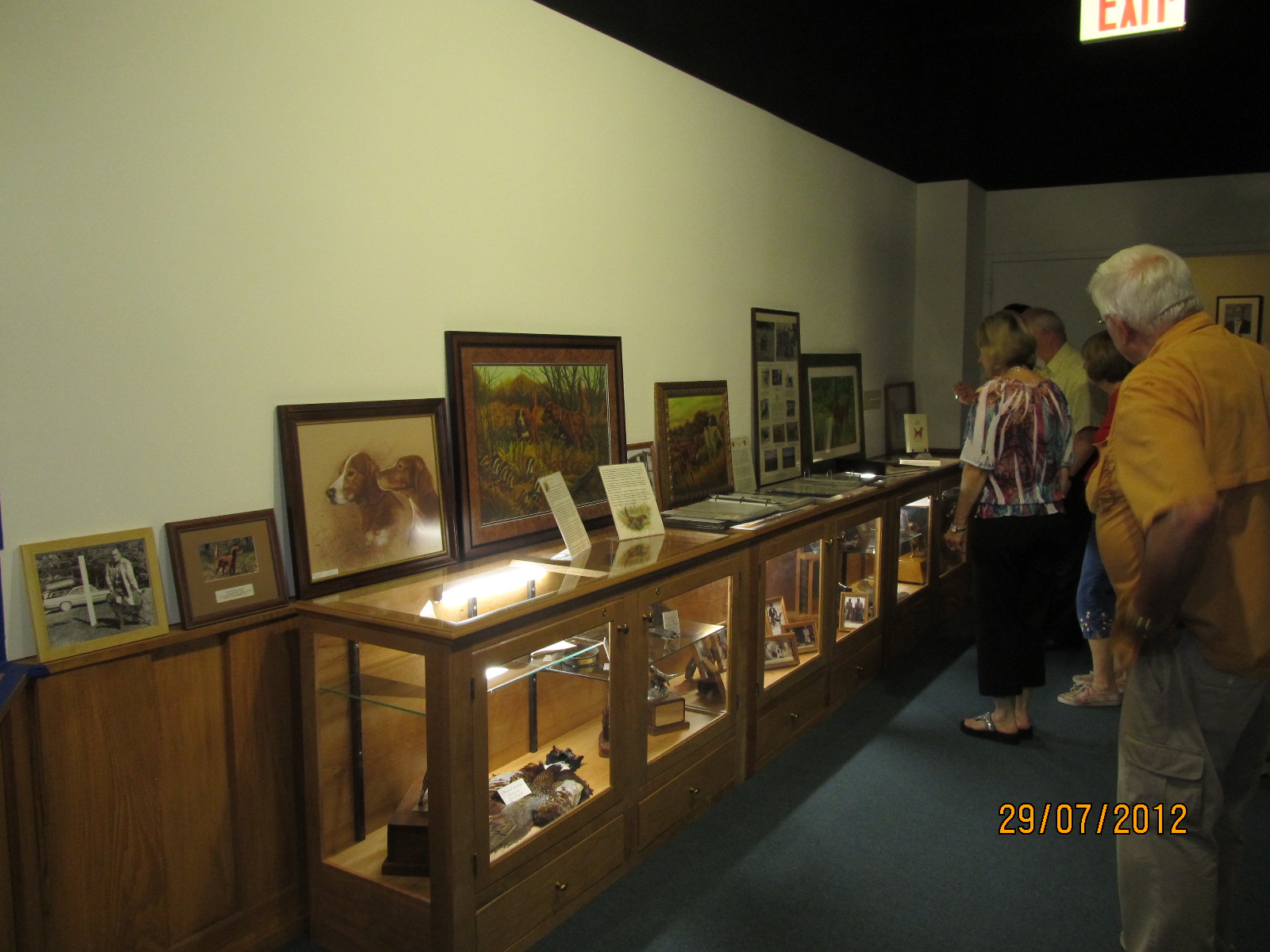 A piece of the Purest Challenge: New Red Setter Display at Bird Dog Museum!