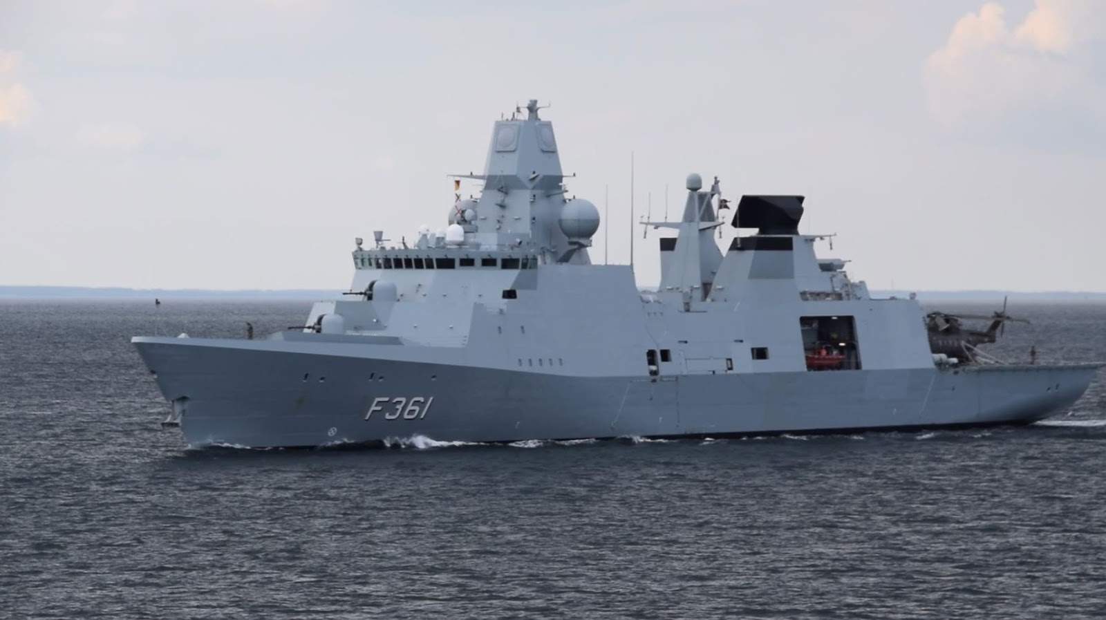 DEFENSE STUDIES: Denmark Tawarkan Fregat Iver Huitfeld Dibangun di ...