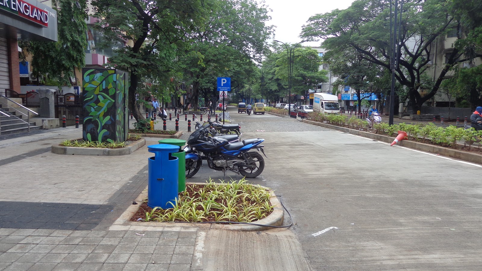 Prasanna Desai Architects: Pune Smart City : Street Redesign Project