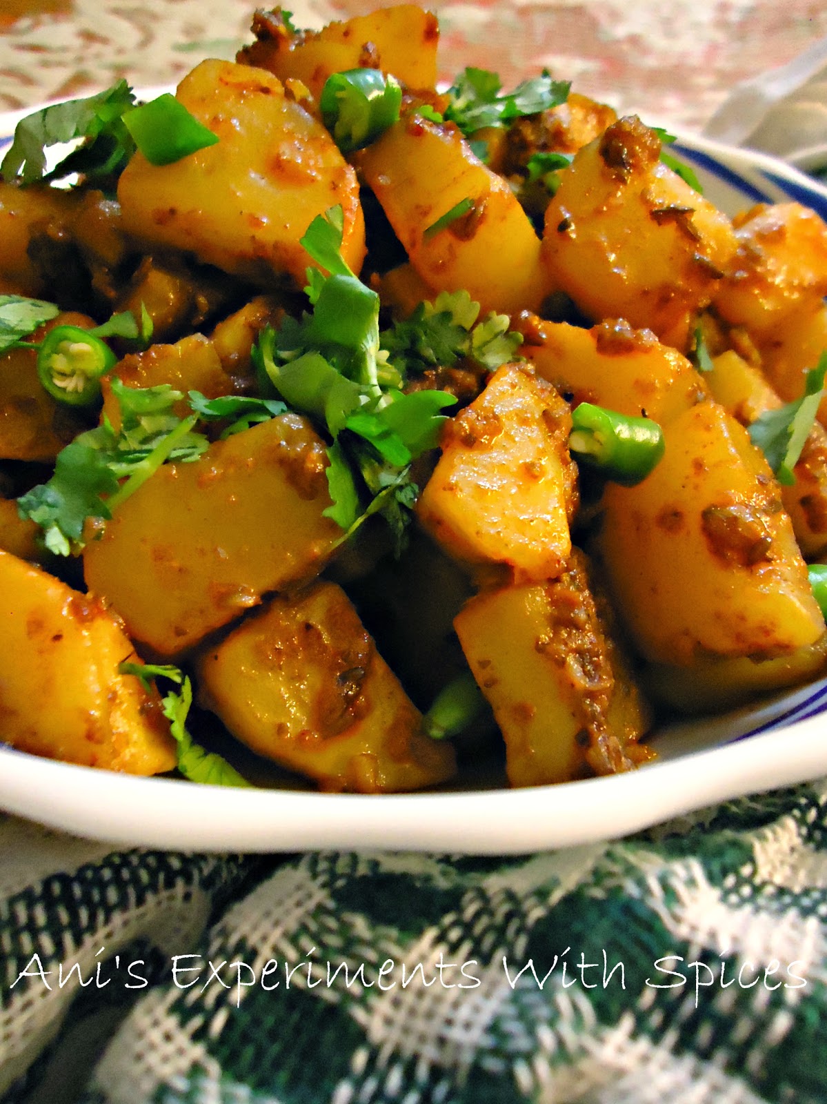 Ani's Experiments With Spices: Sukha Chatpata Aloo (Spicy Dry Potatoes ...