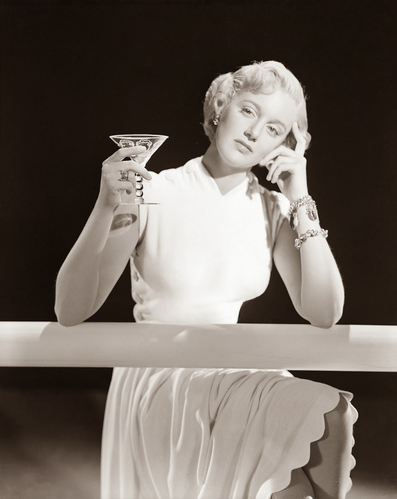 Slice of Cheesecake: Jan Sterling, pictorial
