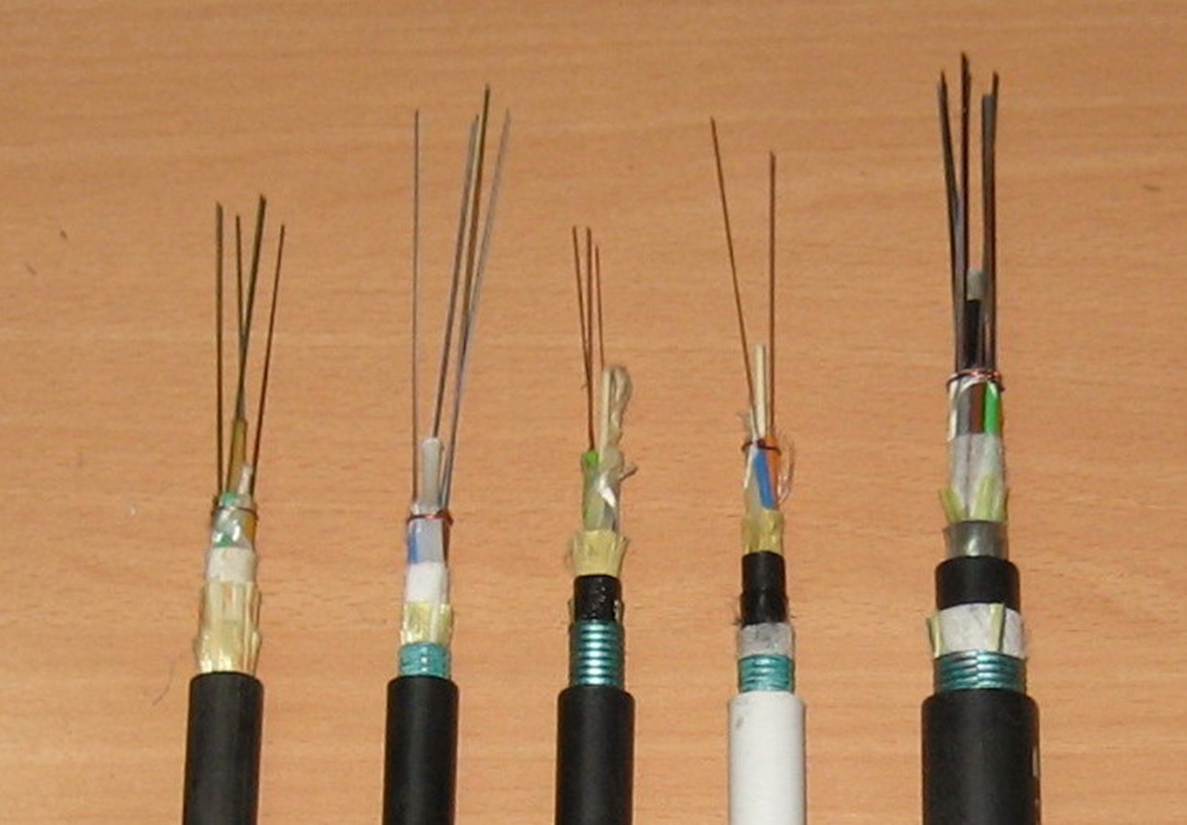 GarisPutihBlogspot.COM: Jenis-Jenis Kabel Fiber Optik