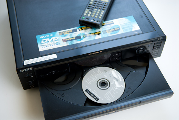 heygreenie: SONY DVD-DVP-C650D