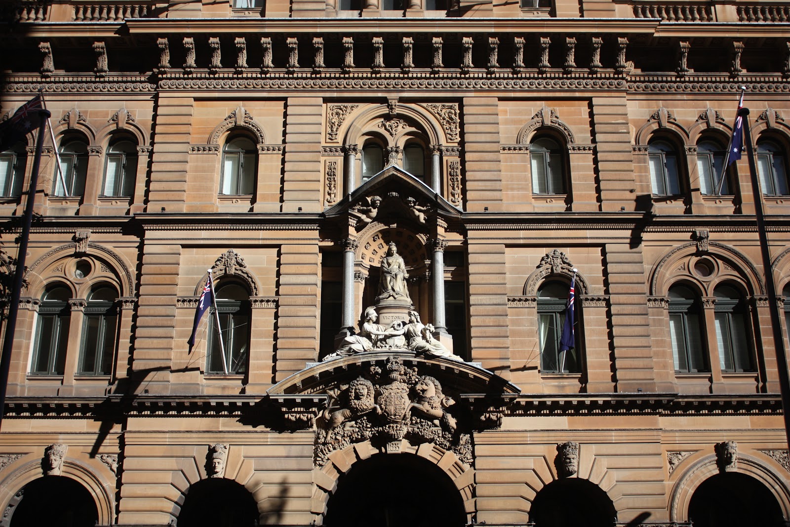 Sydney - City and Suburbs: General Post Office (Theme Day: Façade)