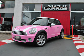 Phosphoros Novas Ideias: Super Carros adquire Mini Cooper Rosa