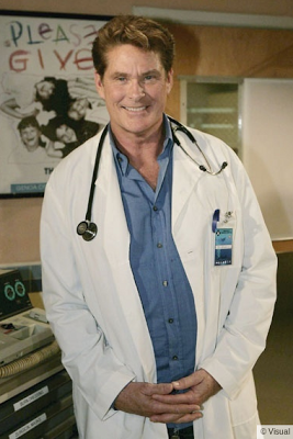 Spoiler / Le retour du Dr Snapper Foster (David Hasselhoff) !! | #YR