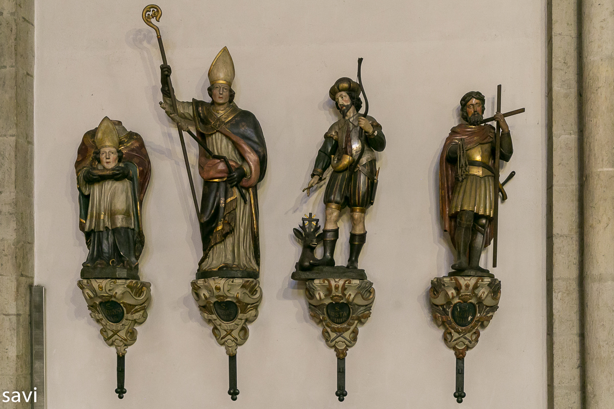 sacerdos viennensis: Eustachius, Nothelfer