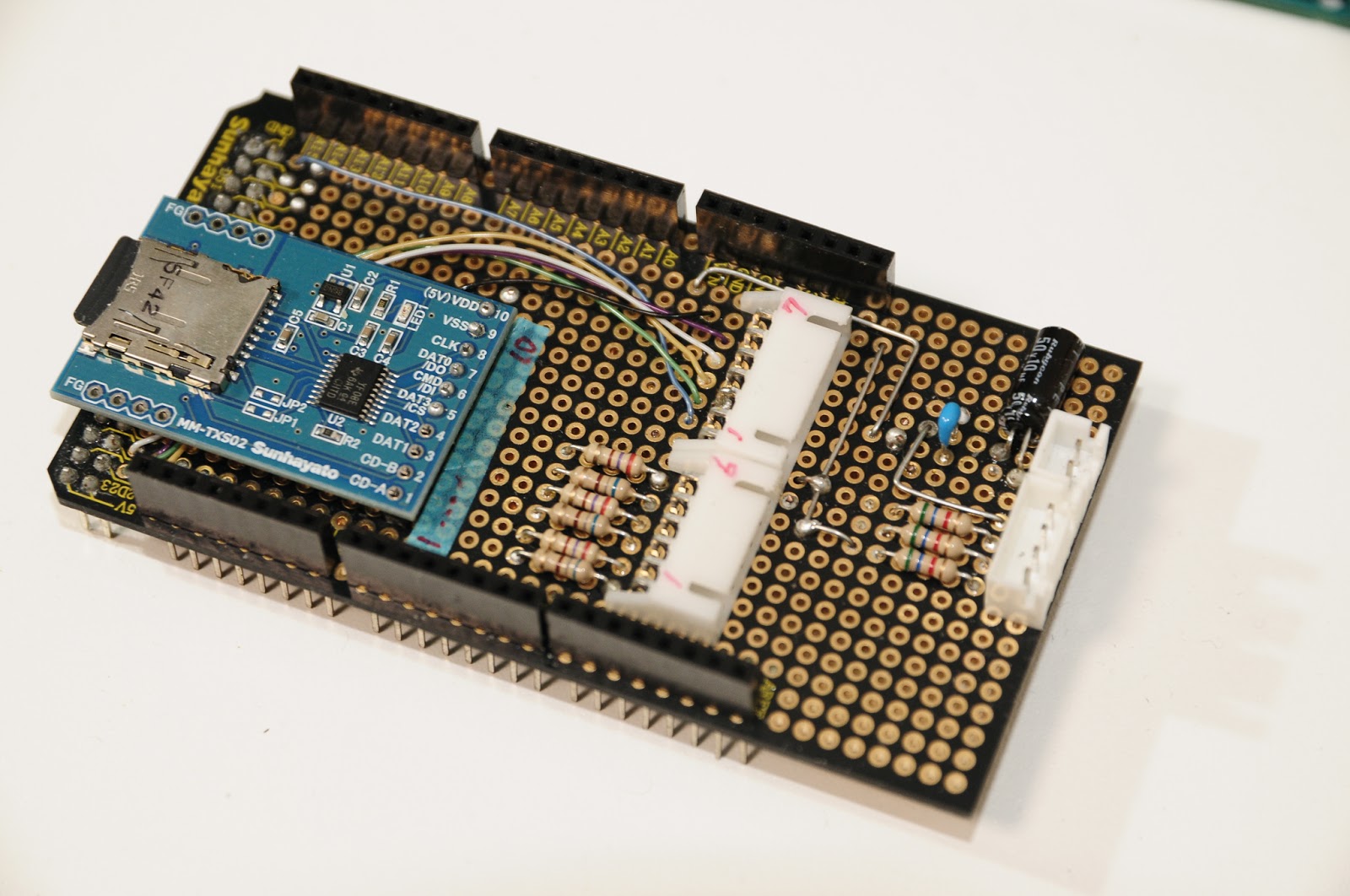 浜松ホトニクスC12880MAを使って分光測色計（カラーメーター）を作ろう