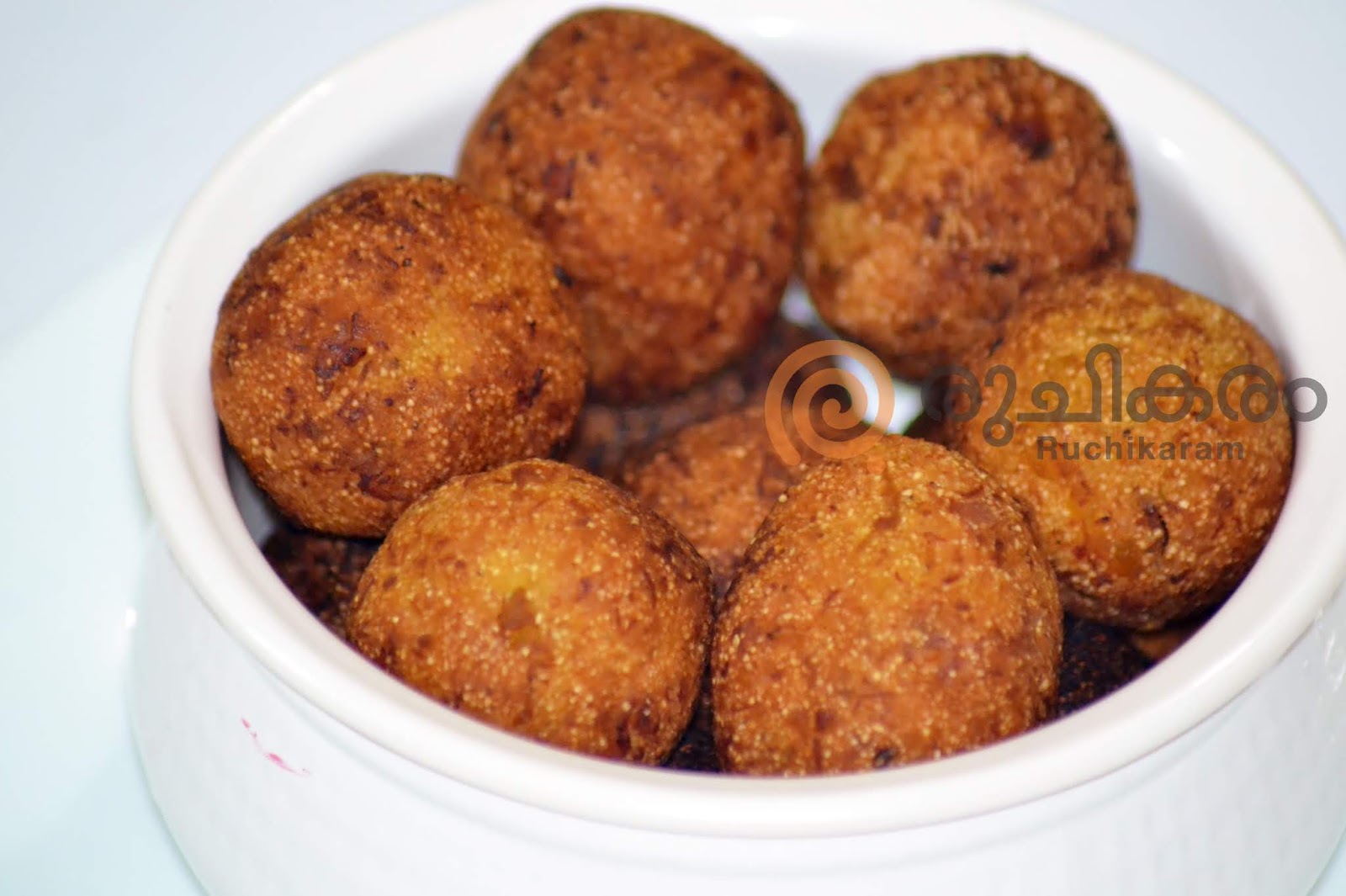 Ruchikaram: Pazham Rava Nalumani Palaharam | Semolina Banana Sweet Balls
