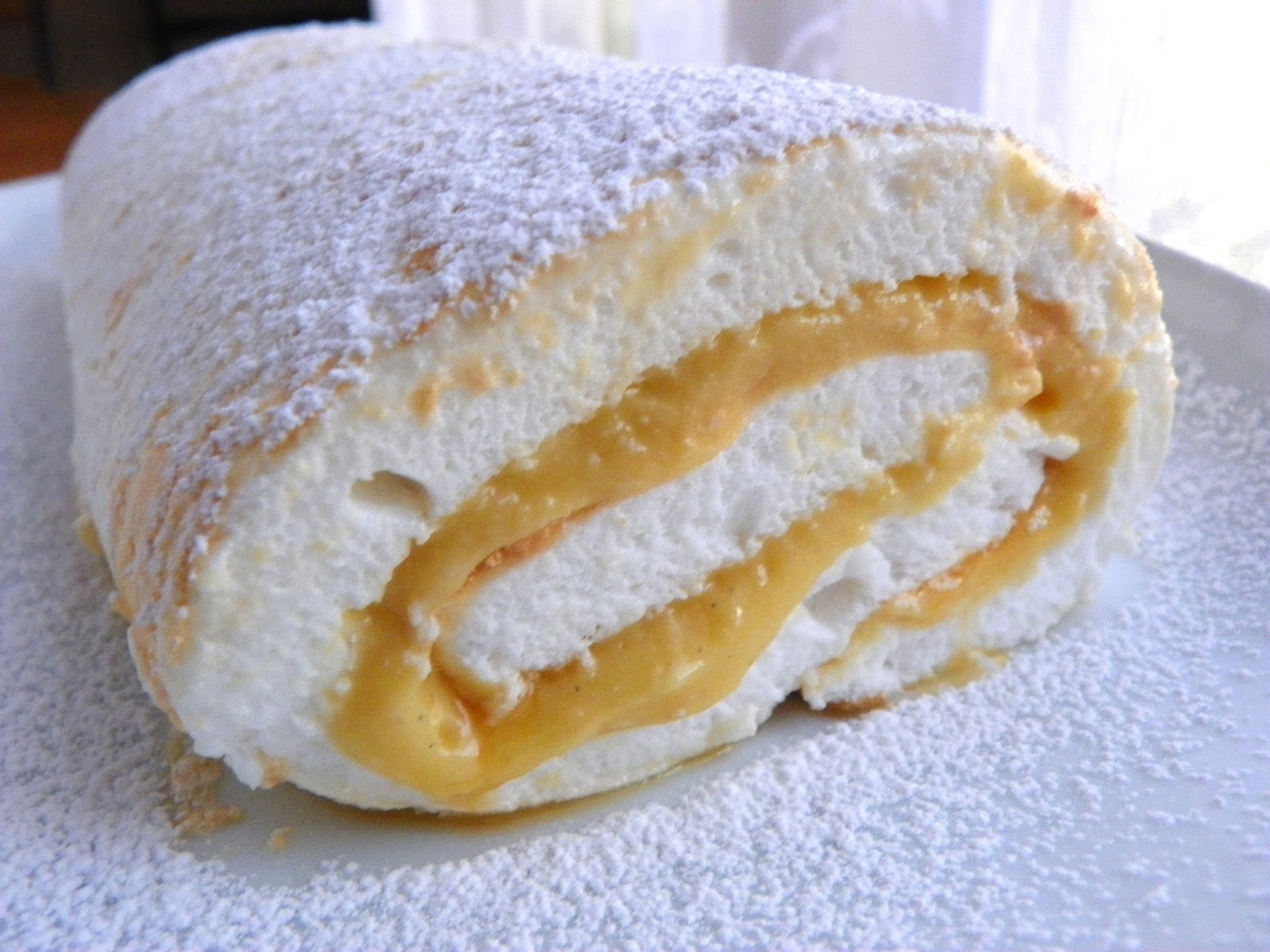 How to Make Brazo de Mercedes - Cooking Signature
