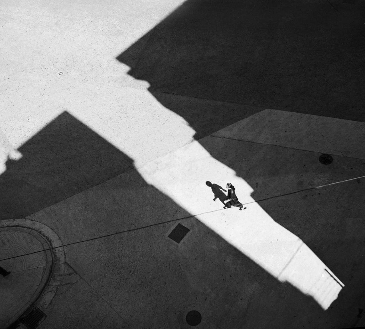 Fan Ho / 何藩 | Street photographer | Tutt'Art@ | Pittura * Scultura ...