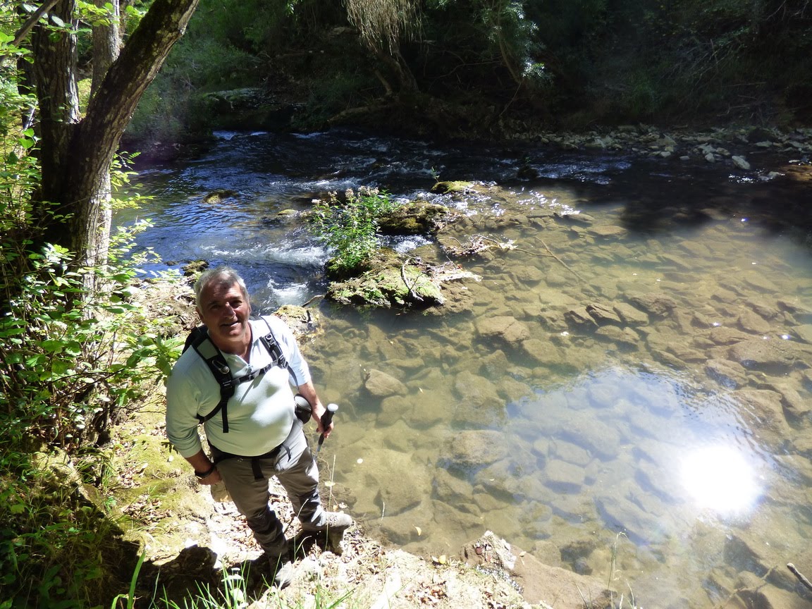 POR LA MONTAÑA ALAVESA: VÍA VERDE DEL VASCO-NAVARRO Y SENDA FLUVIAL DEL ...