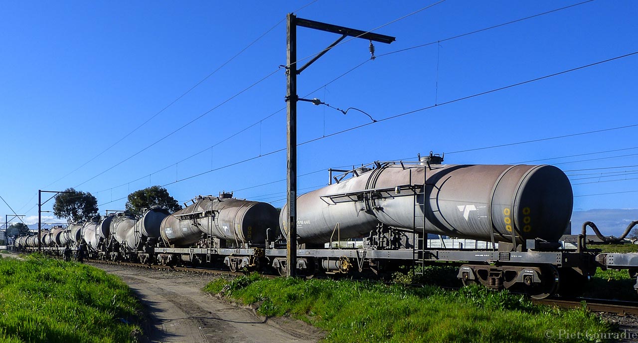 Trains and Railways in South Africa: 2012-08-01 Cement Train