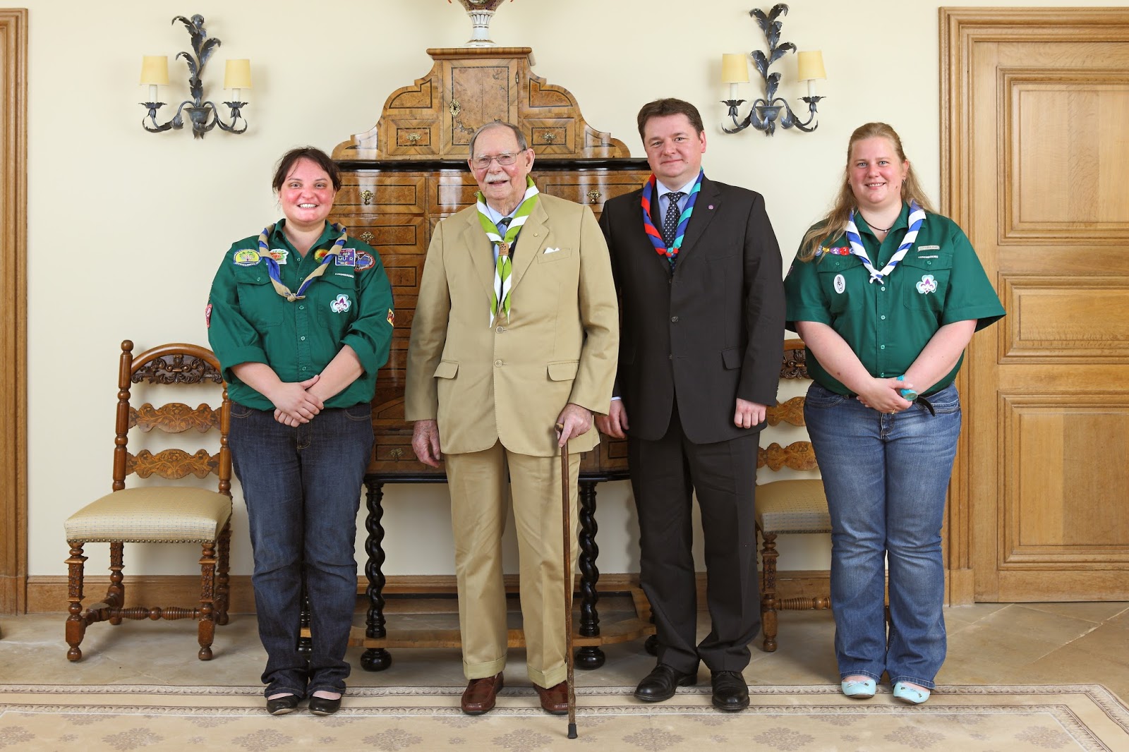 Grand Duke Jean Receives Scouts