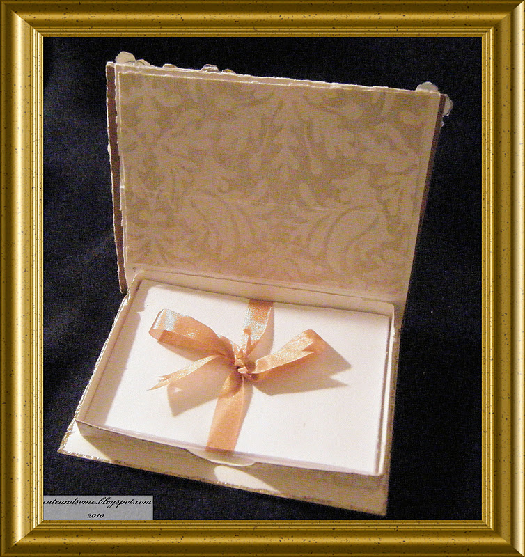 Cute and Some: A FRAME-EASEL NOTES GIFT BOX