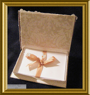 Cute and Some: A FRAME-EASEL NOTES GIFT BOX