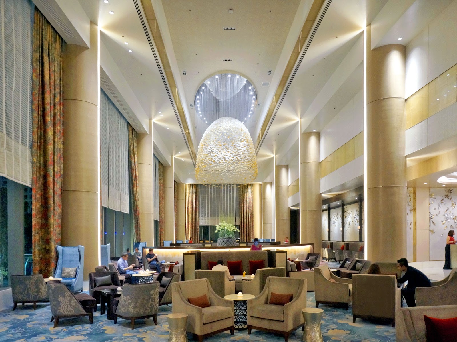 High Street Lounge at Shangri-la Fort - Hotel Stay Blog