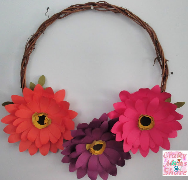 Crafty Moms Share: Hoops Hooray! -- a Crafty Sundays Review