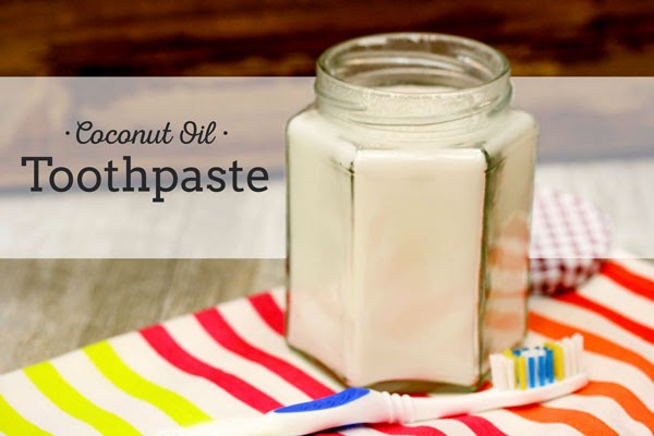 Coconut Oil Toothpaste | In The Kitchen With Honeyville