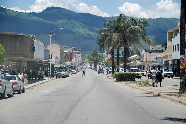 Mutare Zimbabwe Main Street ~ Mutare Zimbabwe Daily Photo