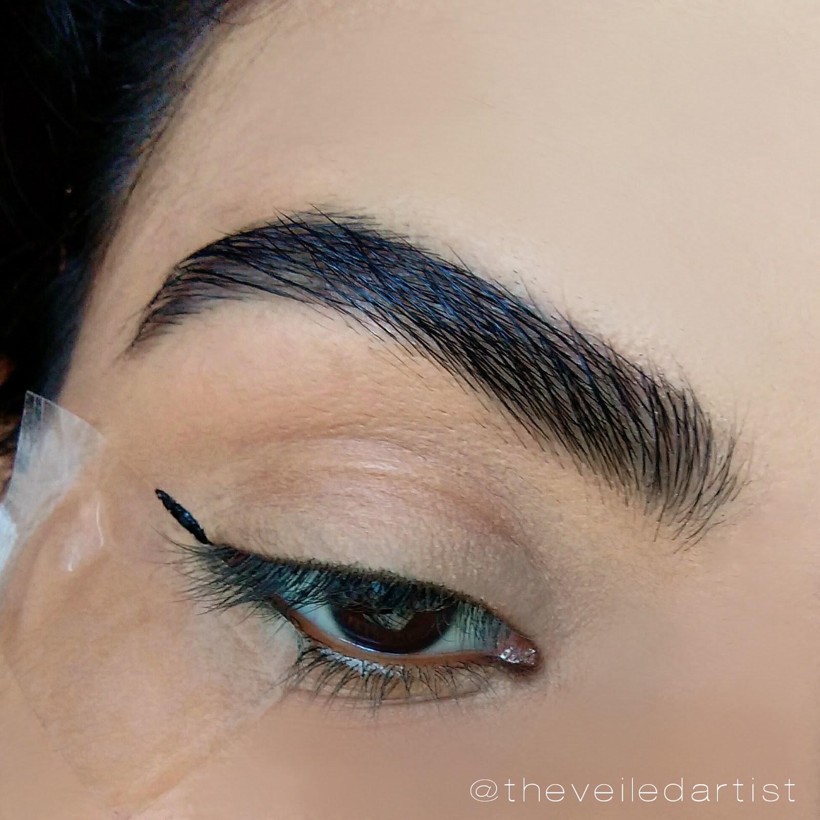 Easy winged liner tutorial (using tape)!? - The Veiled Artist
