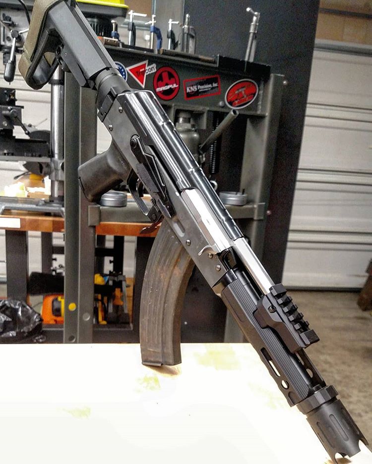 Custom Shorty AK