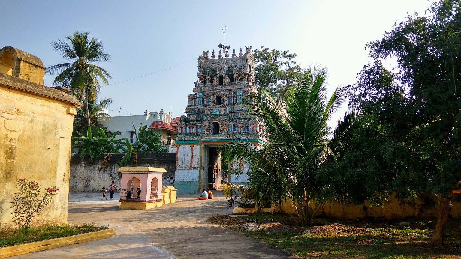 Tamilnadu Tourism: Abathsahayeswarar Temple, Aduthurai, Thanjavur