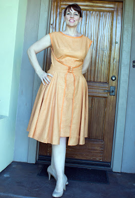 The Sewing Lab: Another Retro Butterick 4790 WalkAway Dress