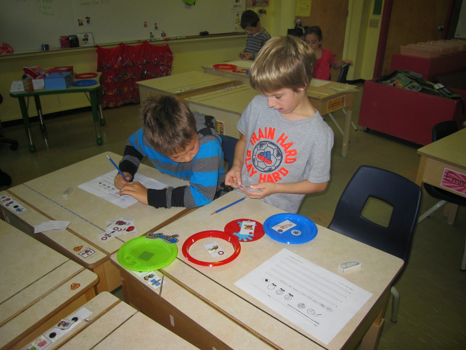 Classe de Amélie 2: La grammaire en 3D