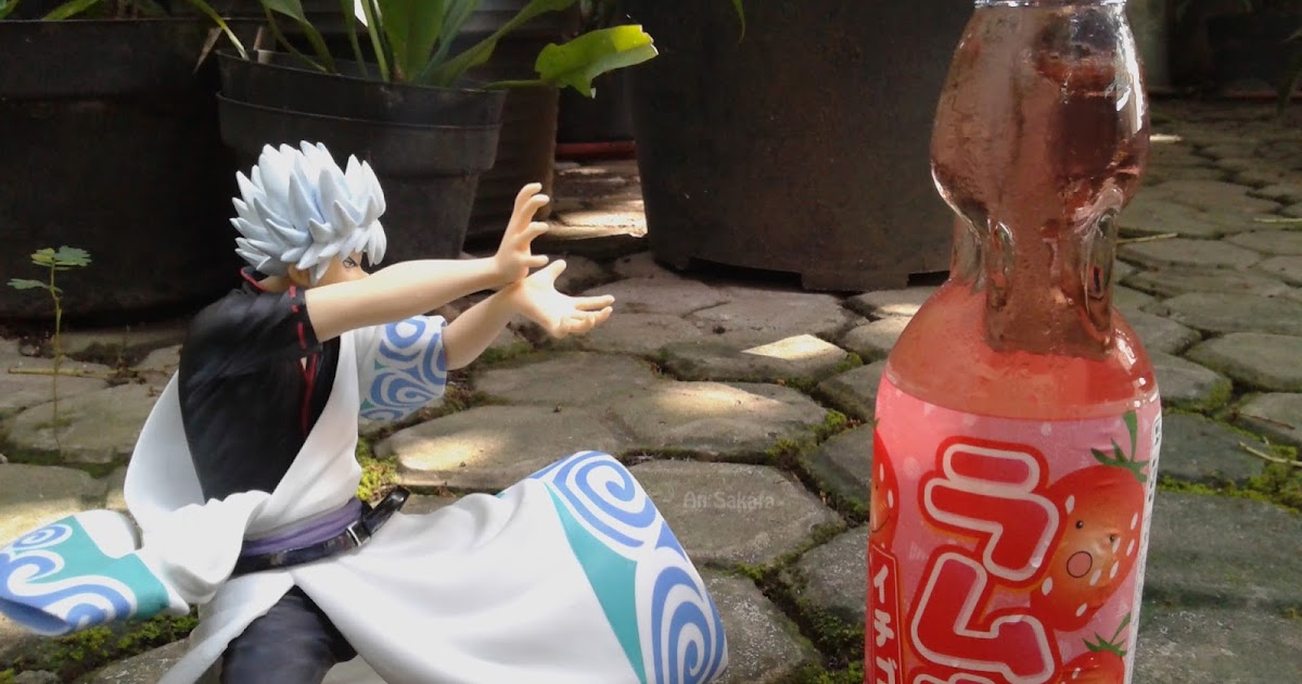 WHY: Ramune - Japanese Soda Strawberry Flavor Review