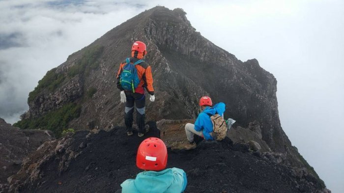 Open Trip - Pendakian ke Puncak Sejati Gunung Raung 2020 - Cianjur Holiday