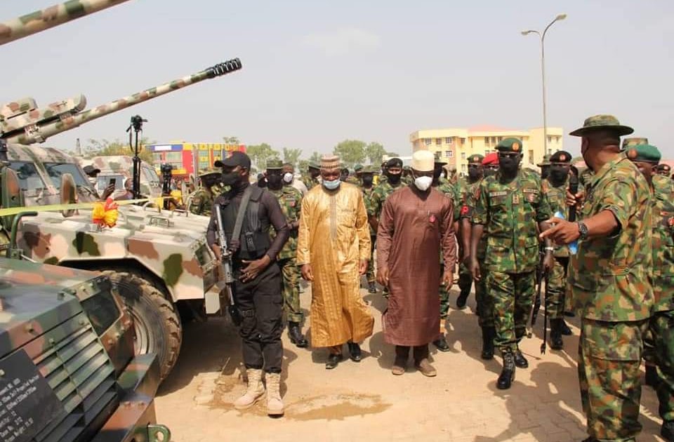 China Defense Blog: SH5 105mm truck-mounted howitzer with Nigerian Army ...