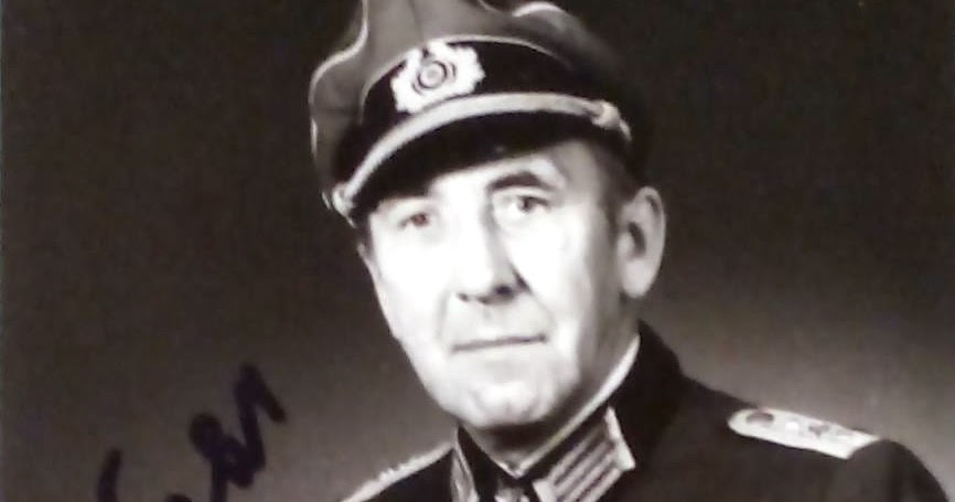 Ritterkreuzträger: Postwar Photo of Paul Behr
