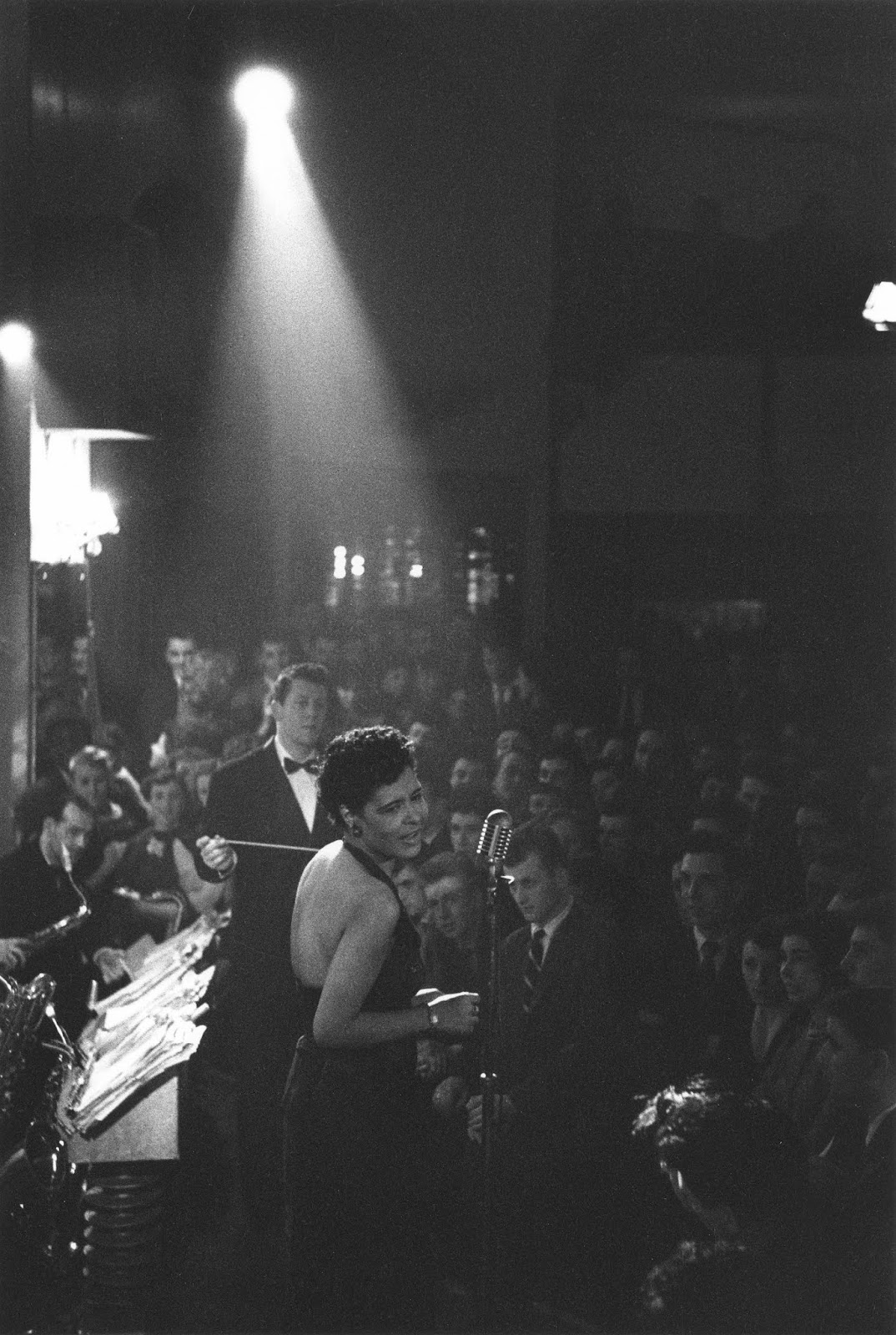 Fragments of Noir: Charles Hewitt