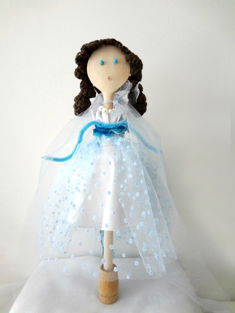 Little Treasures: A Wooden Spoon Doll - creative idea
