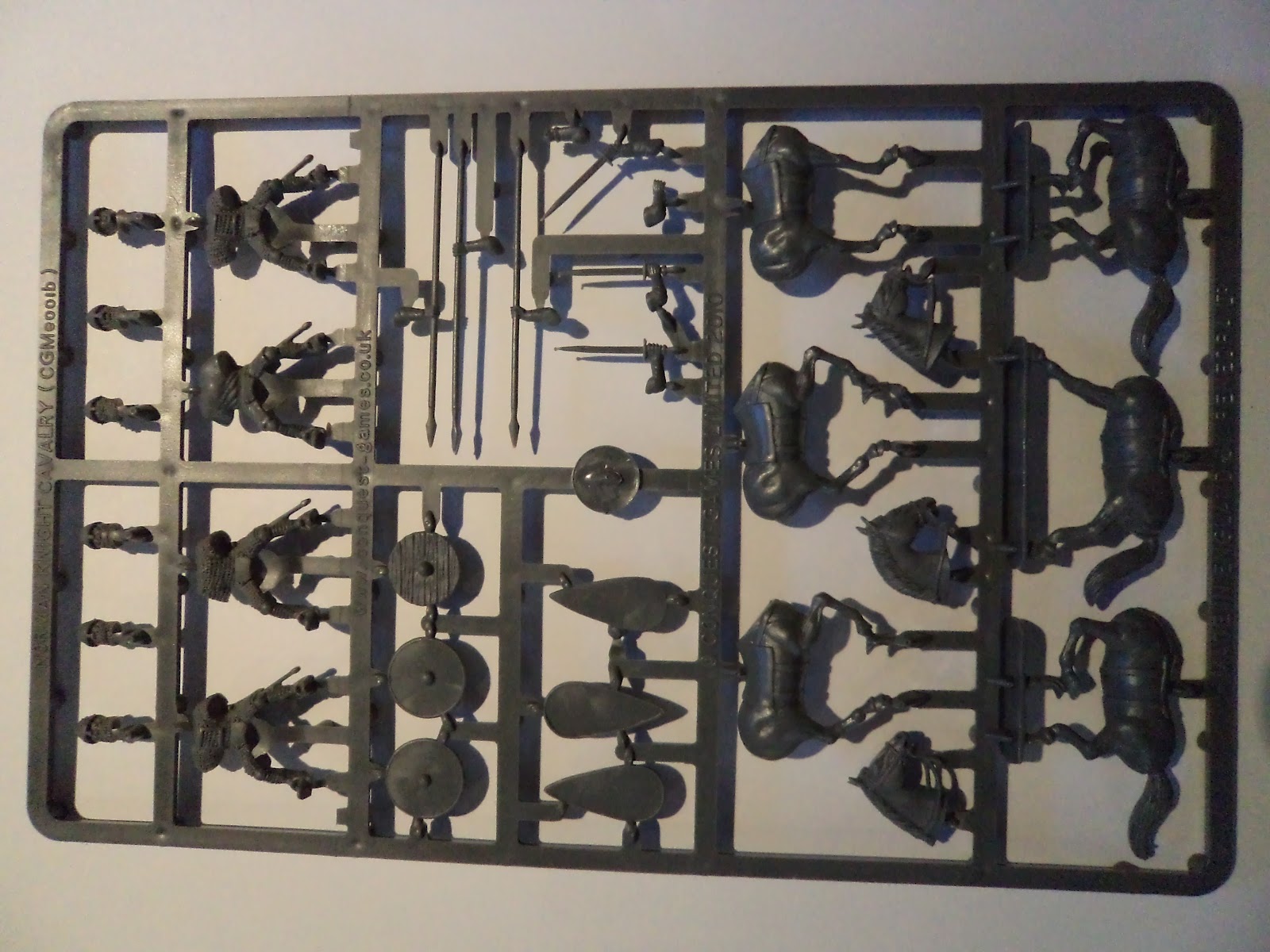 Wolves on the Tide: Conquest Games plastic Norman knights- unboxing ...