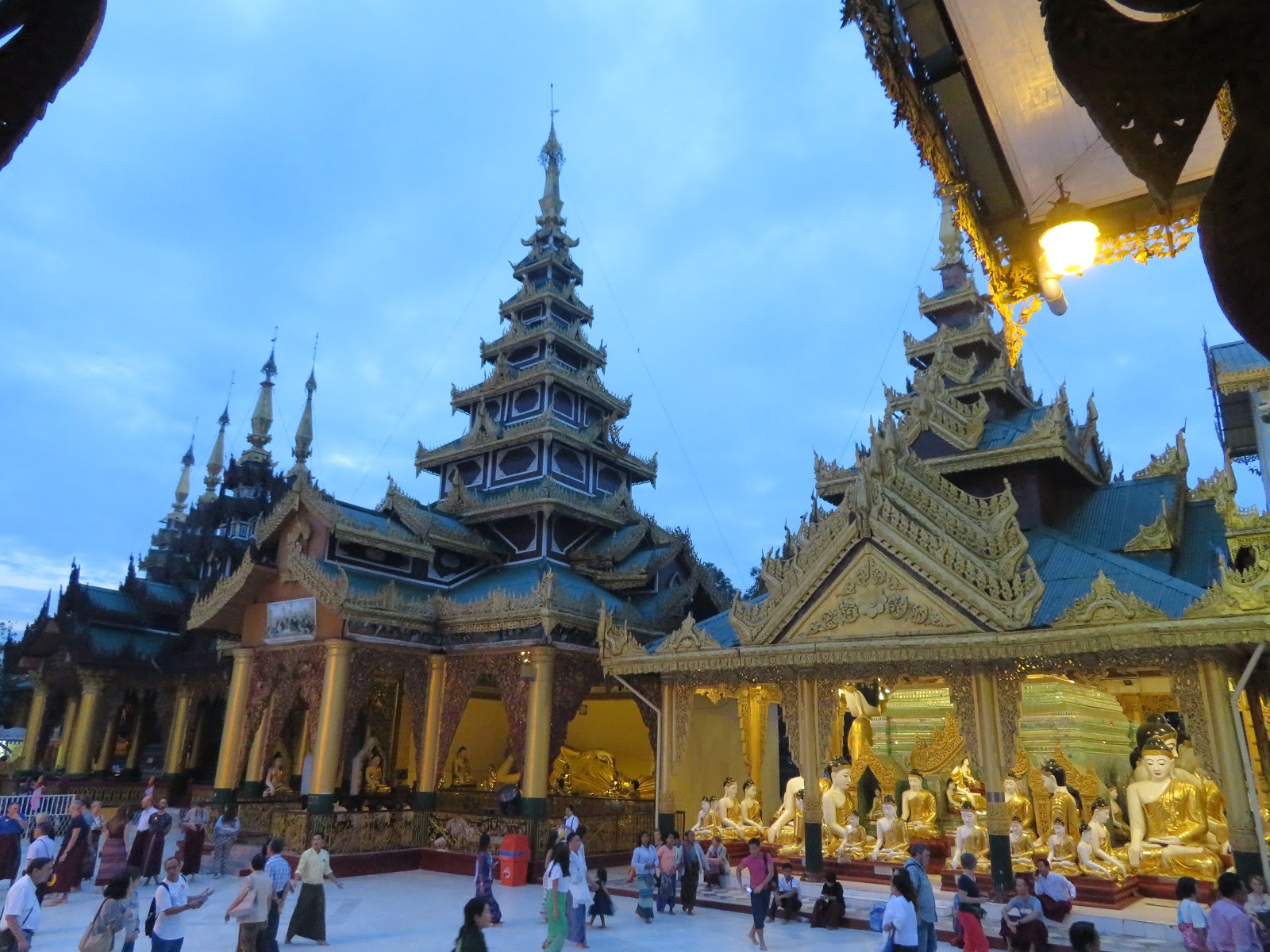 Kee Hua Chee Live!: VISITING SCHWEDAGON GOLDEN PAGODA TEMPLE IN YANGON ...
