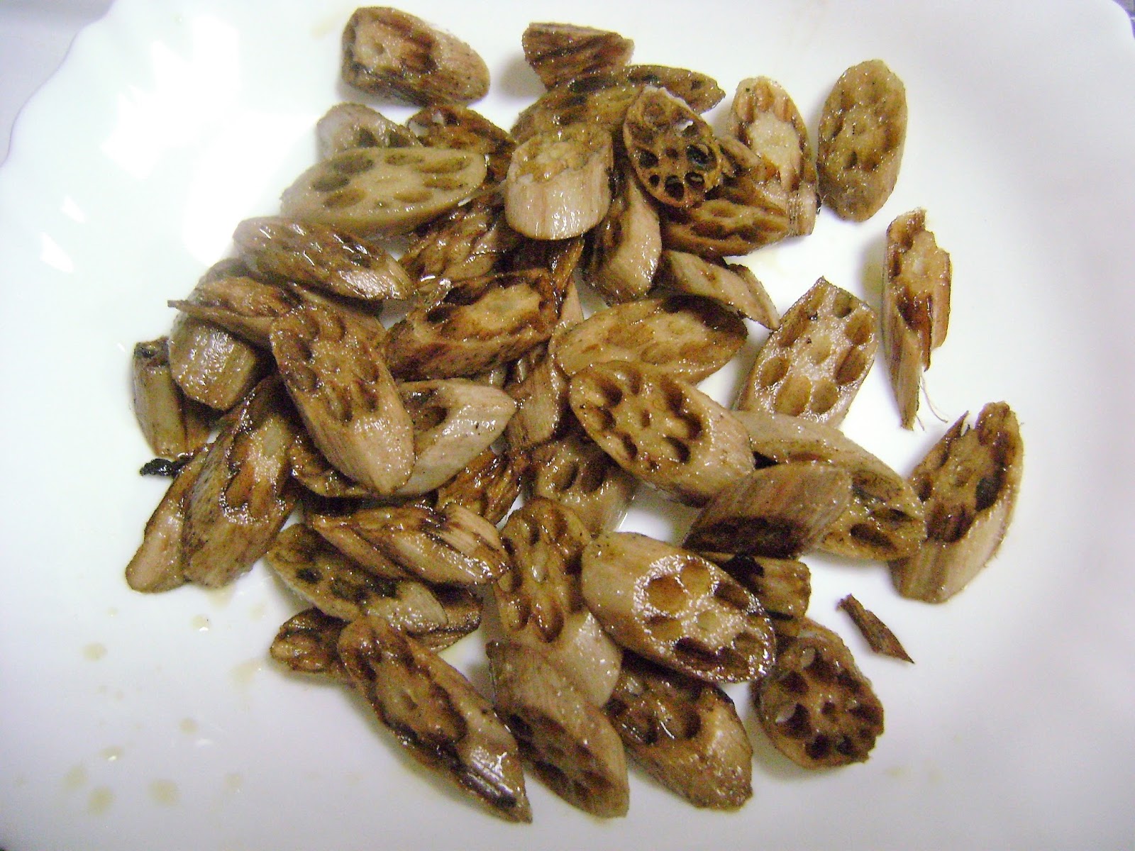 Bethica's Kitchen Flavours: Nadru Yakhni (Lotus Stem Curry - Kashmiri ...