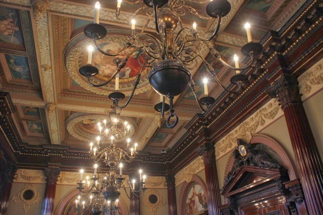 Eureka Wellbeing Photography: The Marvellous Marble Hall!