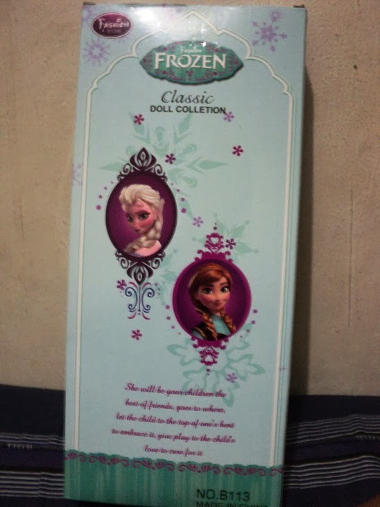 Knocked-off!: Bootleg Toy Review : Bootleg Elsa 12" doll