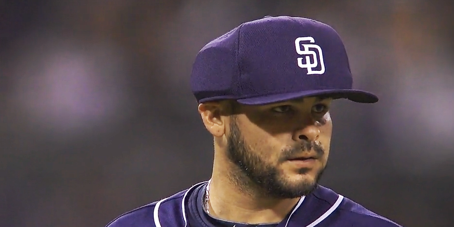 Bleeding Yankee Blue: BASEBALL'S SMART NEW FASHION TREND