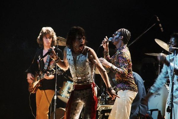 Wonderful Color Pictures of The Rolling Stones' 1972 American Tour ...
